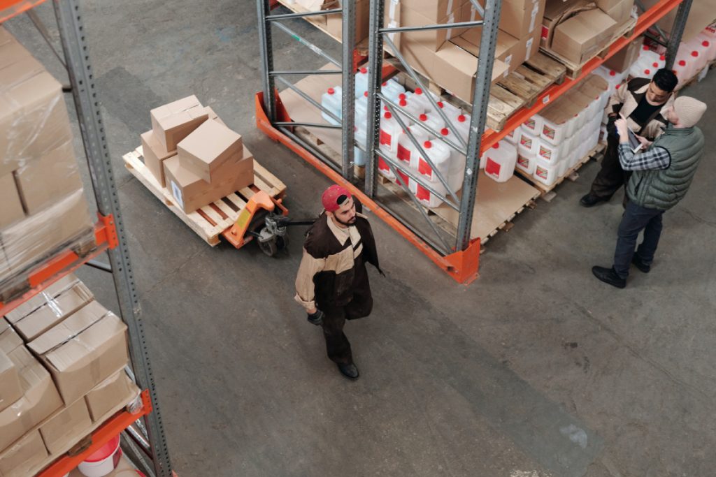 Aprenda o que é Vendor Managed Inventory (VMI) e como ele ajuda na ... Aprenda o que é Vendor Managed Inventory (VMI) e como ele ajuda na ...